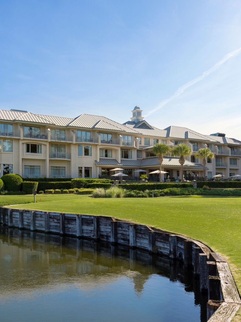 Fourth Night Free | The Sea Pines Resort